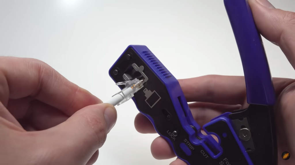 Teknik Crimping Kabel: Pengertian, Peralatan, dan Langkah - Internet ...